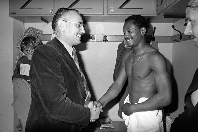 Laurent Pokou, monument du football africain, est mort | Black-Feelings.com