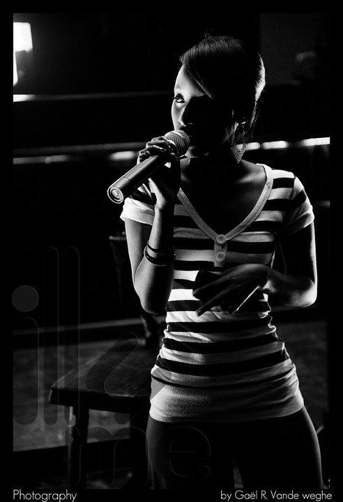 Vidéo: Découvrez la chanteuse Rwandaise Angel Mutoni | Black-Feelings.com