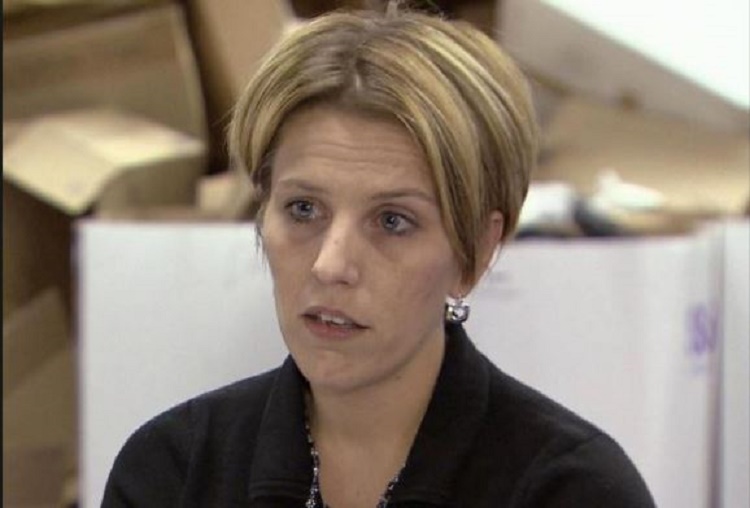Une américaine jugée après s`être enrichie avec des dons pour Haiti ...